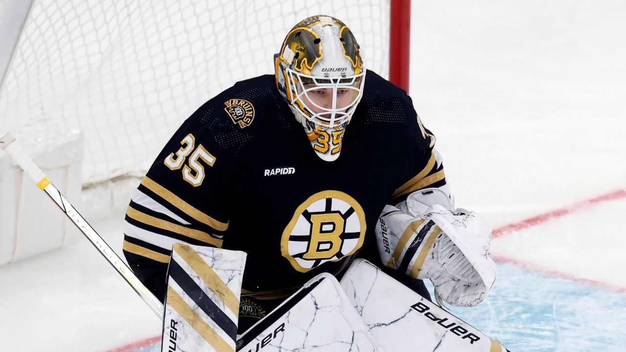 Watch Live: New Senators goalie Linus Ullmark meets media - Sportsnet.ca