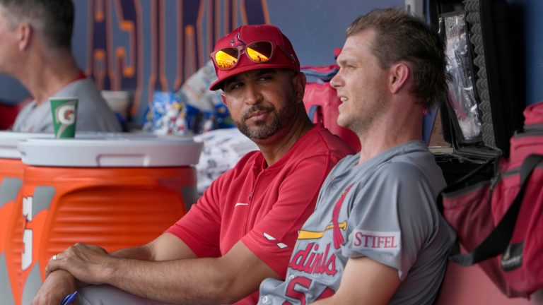 Cardinals manager Oliver Marmol agrees to a two-year contract extension ...