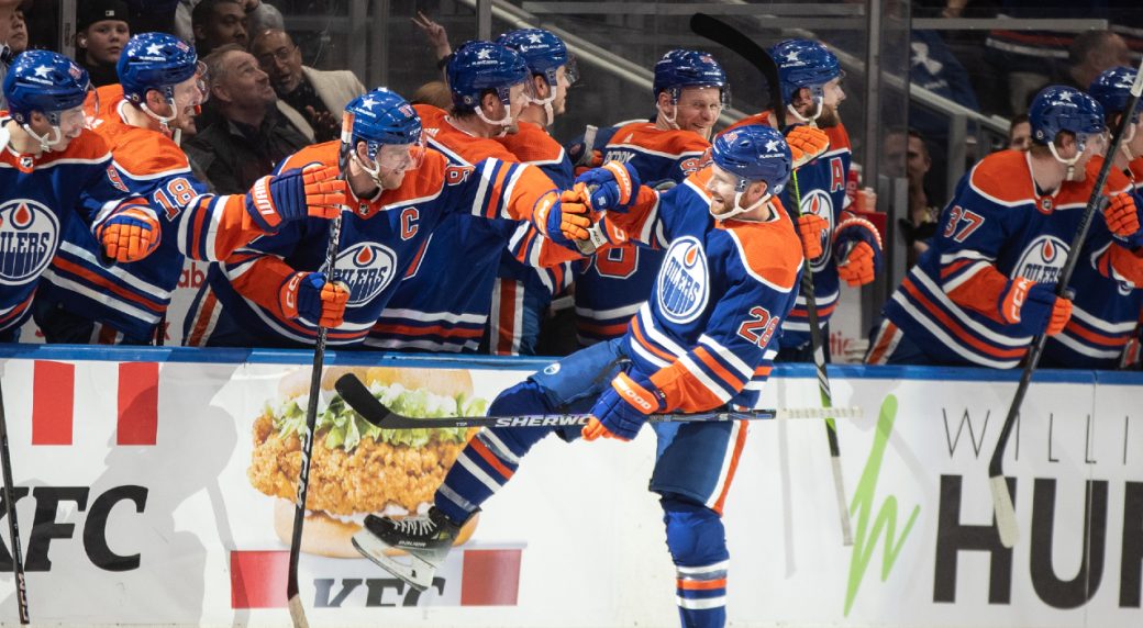 Oilers fans ensure Brown's first of the season was a memorable one