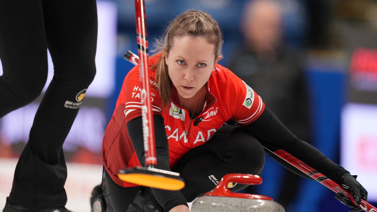 Canada's Homan improves to 4-0 at women's worlds - Sportsnet.ca