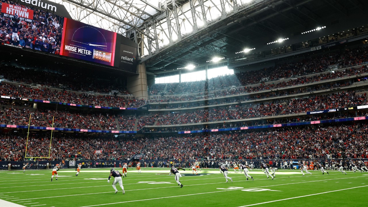 NFL competition committee proposes radical change to kickoffs ...