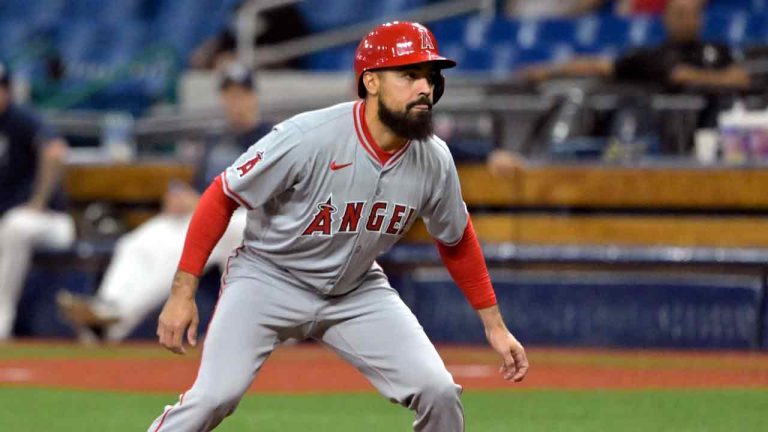Angels' Anthony Rendon leaves game against Reds with a hamstring injury ...