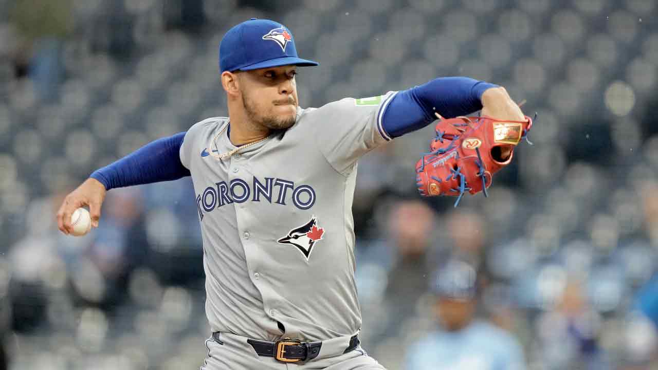 Blue Jays-Royals game enters rain delay after umpires debate bringing ...