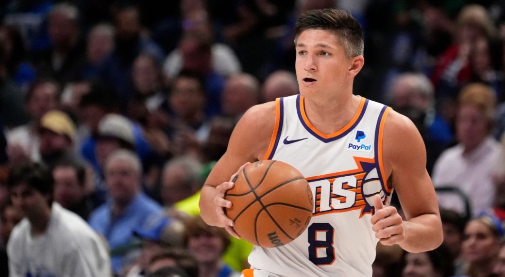 Suns guard Grayson Allen aggravates ankle injury, exits game vs ...