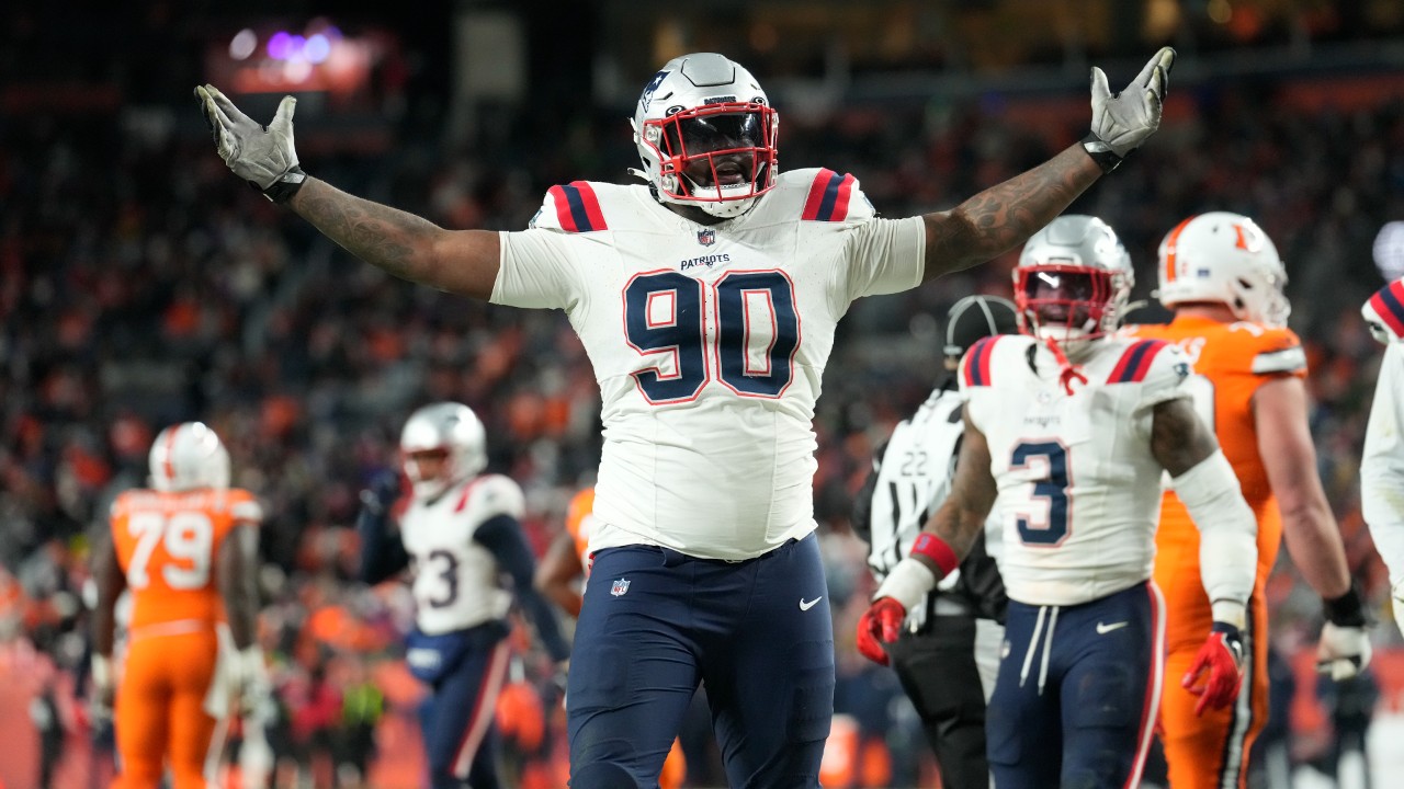 AP Source: Patriots' Barmore agrees to four-year extension worth up to ...