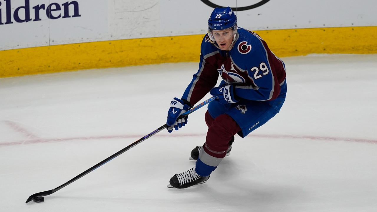 Nathan MacKinnon races to career season, looks to power Colorado ...