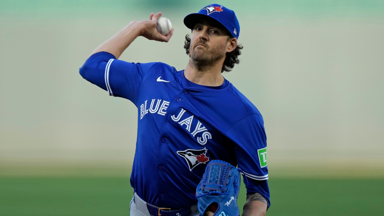 Blue Jays-Pirates spring training game delayed by rain - Sportsnet.ca