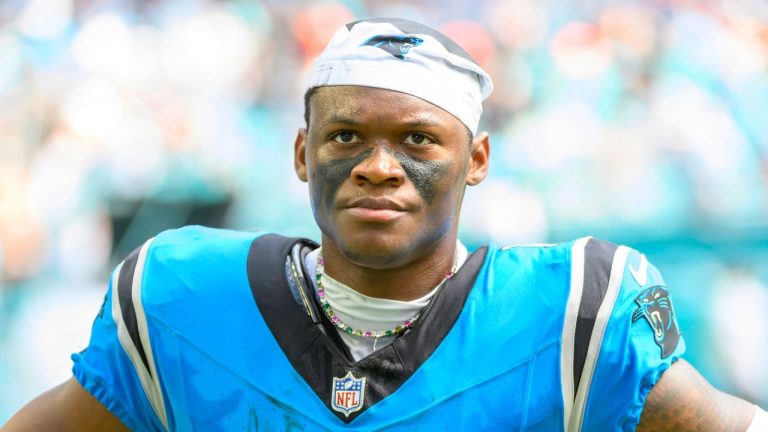 Wide receiver DJ Chark Jr. signs with the Los Angeles Chargers ...