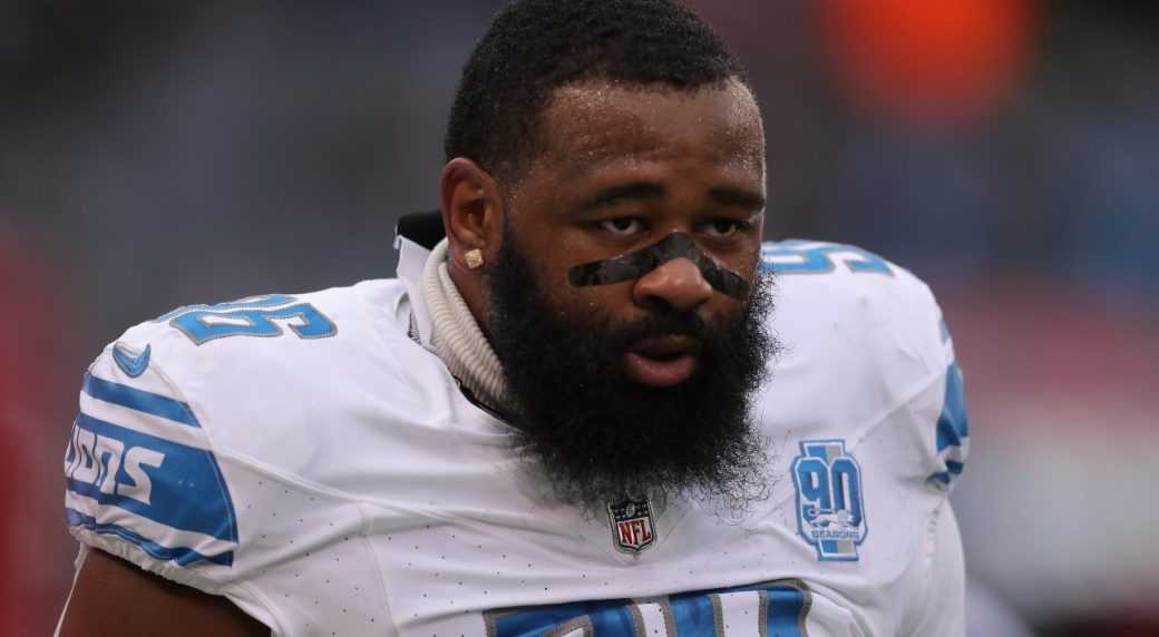 Chiefs' Isaiah Buggs turns self in on animal cruelty charges