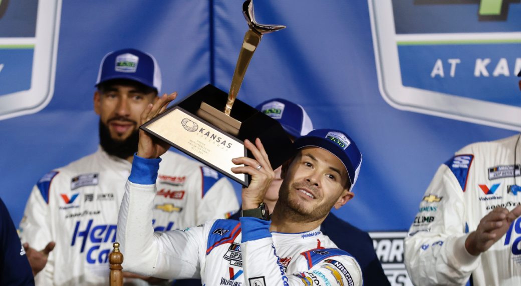 Larson edges Buescher at Kansas Speedway in closest finish in NASCAR ...