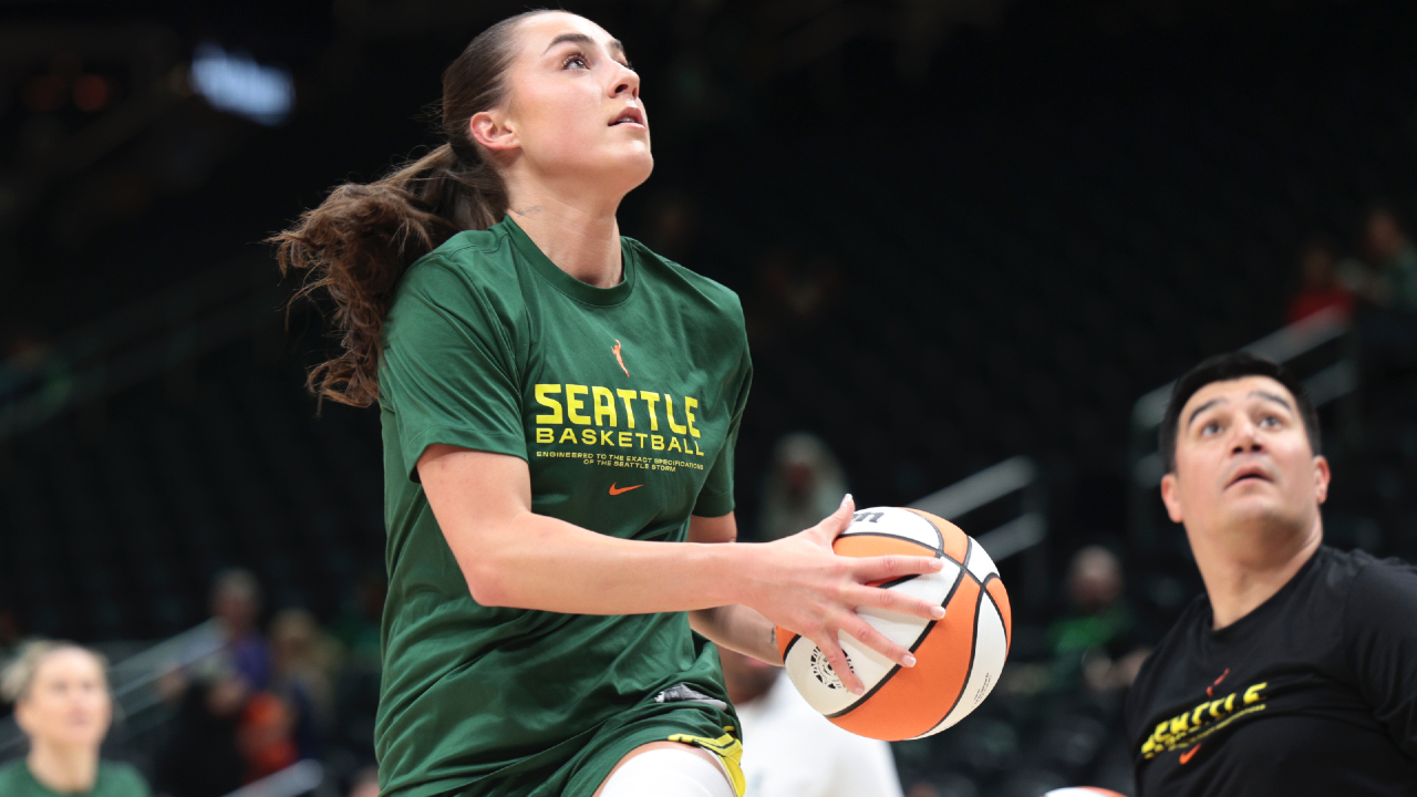 With visa issue solved, Storm rookie Nika Muhl makes debut against ...