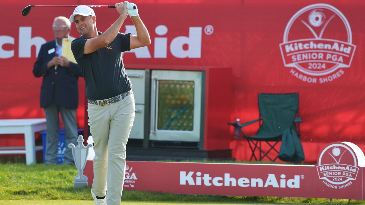 Bland posts 66 and leads Senior PGA in his senior major debut ...
