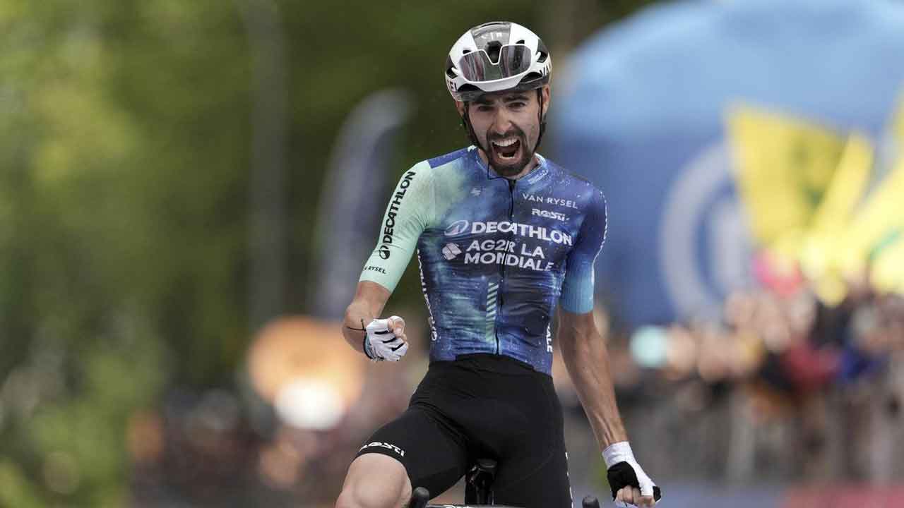 Paret-Peintre emulates older brother by winning a Giro d'Italia stage ...