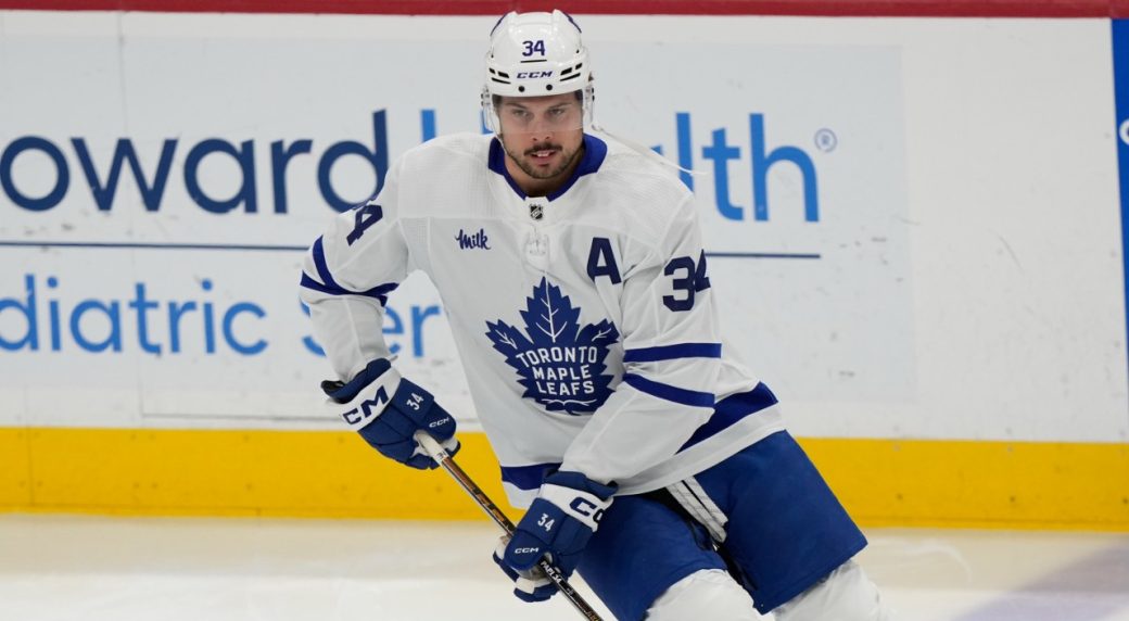 Maple Leafs’ Auston Matthews leaves practice with ‘upper-body thing’