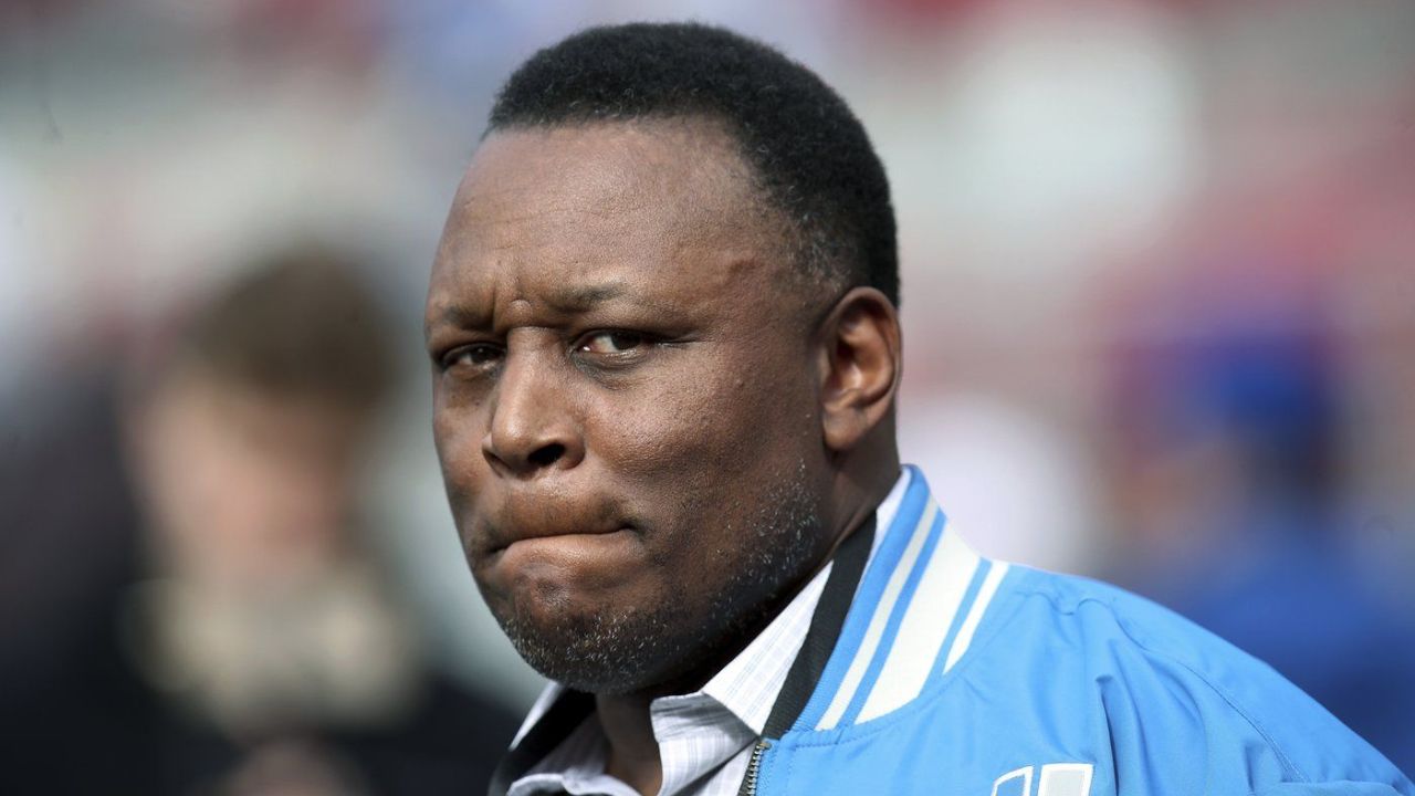 Barry Sanders says he experienced 'health scare' related to his heart ...
