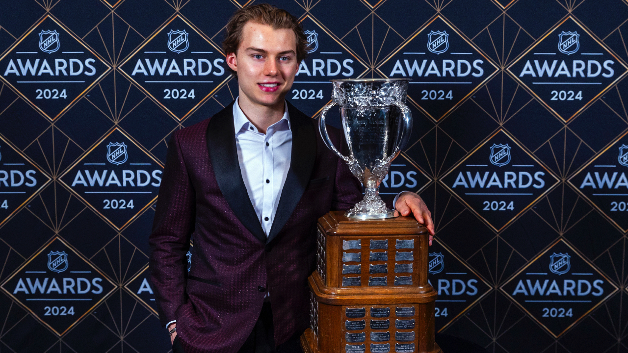 Blackhawks’ Connor Bedard awarded Calder Memorial Trophy for best ...