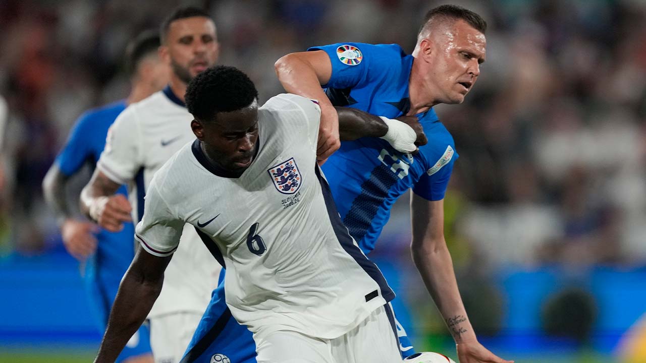 England secures place in knockout round despite scoreless draw with ...