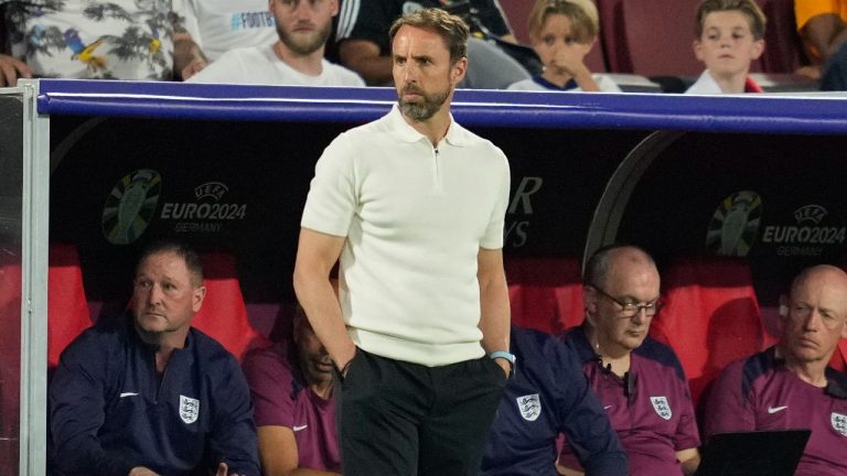 England coach Southgate targeted after a draw with Slovenia at Euro ...