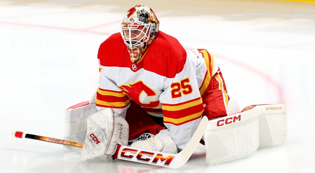 Jacob Markstrom models Devils' big hat after arriving in New Jersey