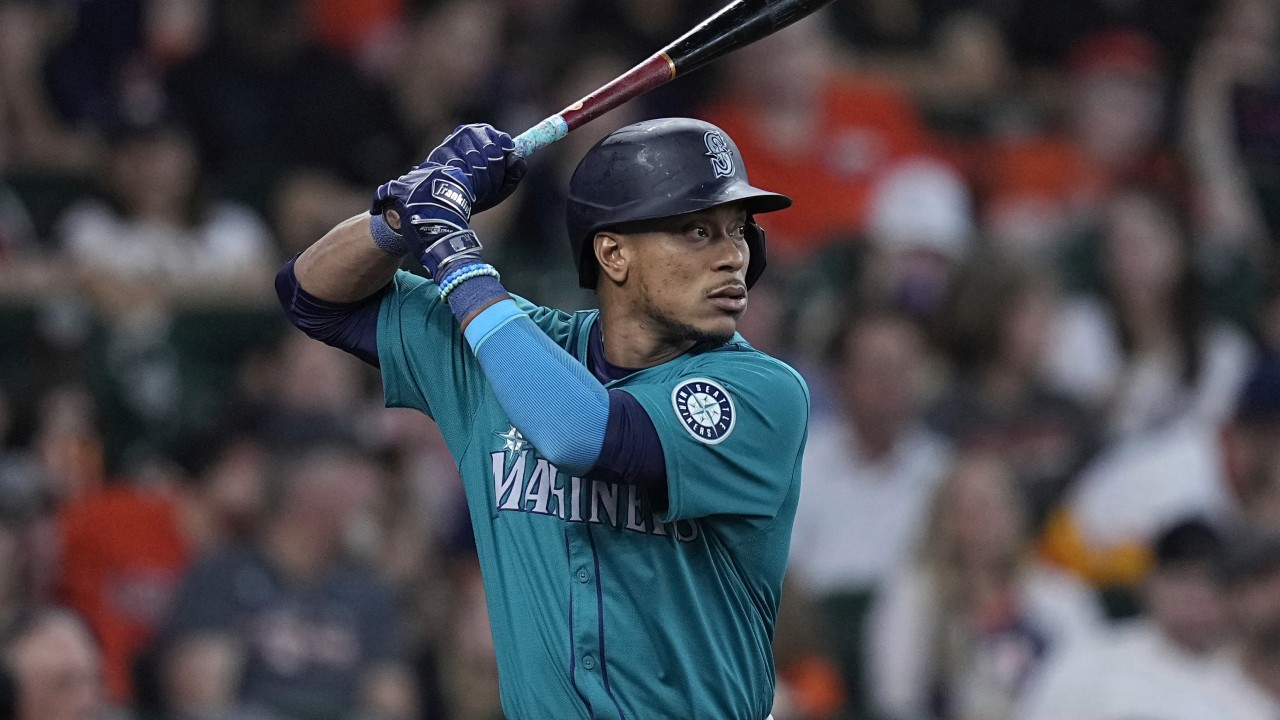 Mariners infielder Jorge Polanco back after being out with hamstring ...