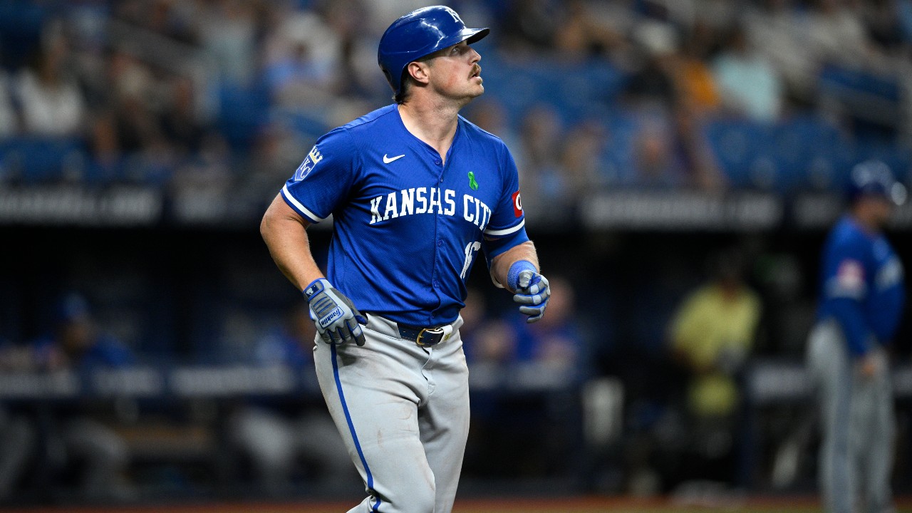 Royals' Hunter Renfroe fractures left big toe after twice fouling off ...
