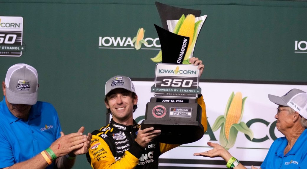 Ryan Blaney wins inaugural NASCAR Cup Series race at Iowa Speedway