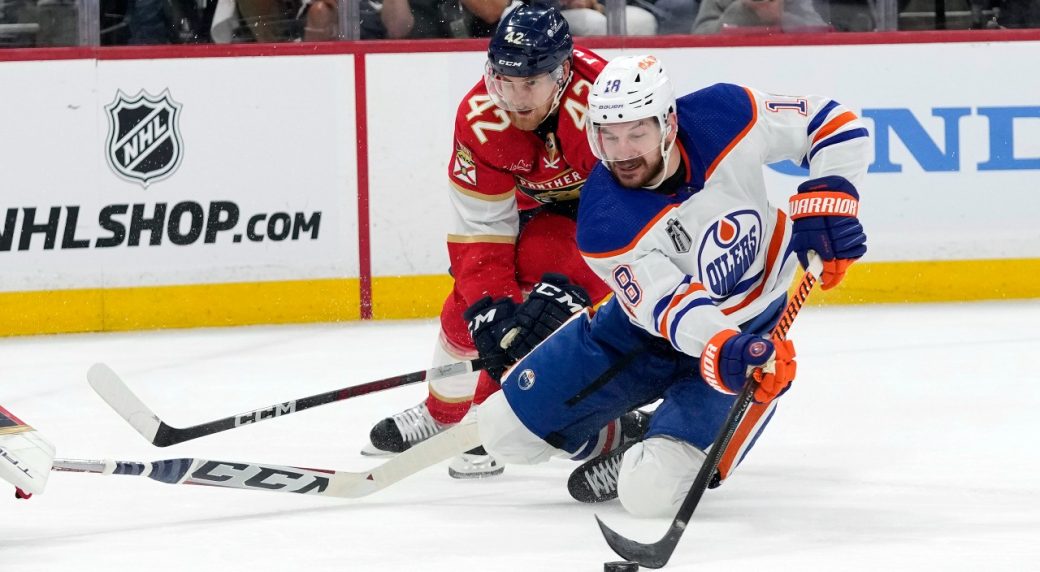 Panthers beat Oilers, take 2-0 lead in Stanley Cup Final