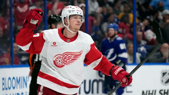Red Wings, Lucas Raymond agree to eight-year contract - Sportsnet.ca