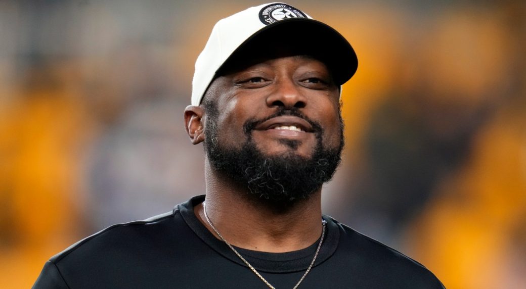 Pittsburgh Steelers sign coach Mike Tomlin to three-year contract extension