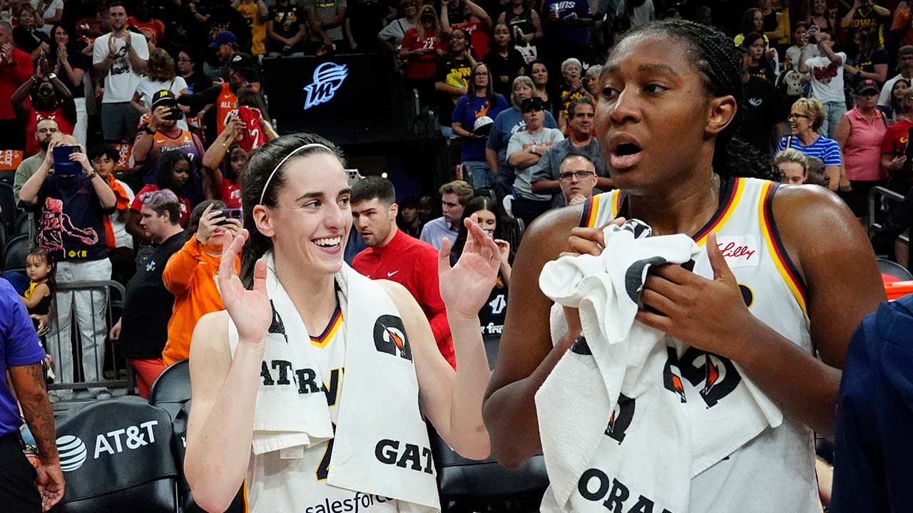 Boston, Clark rally to propel Fever over Lynx - Sportsnet.ca