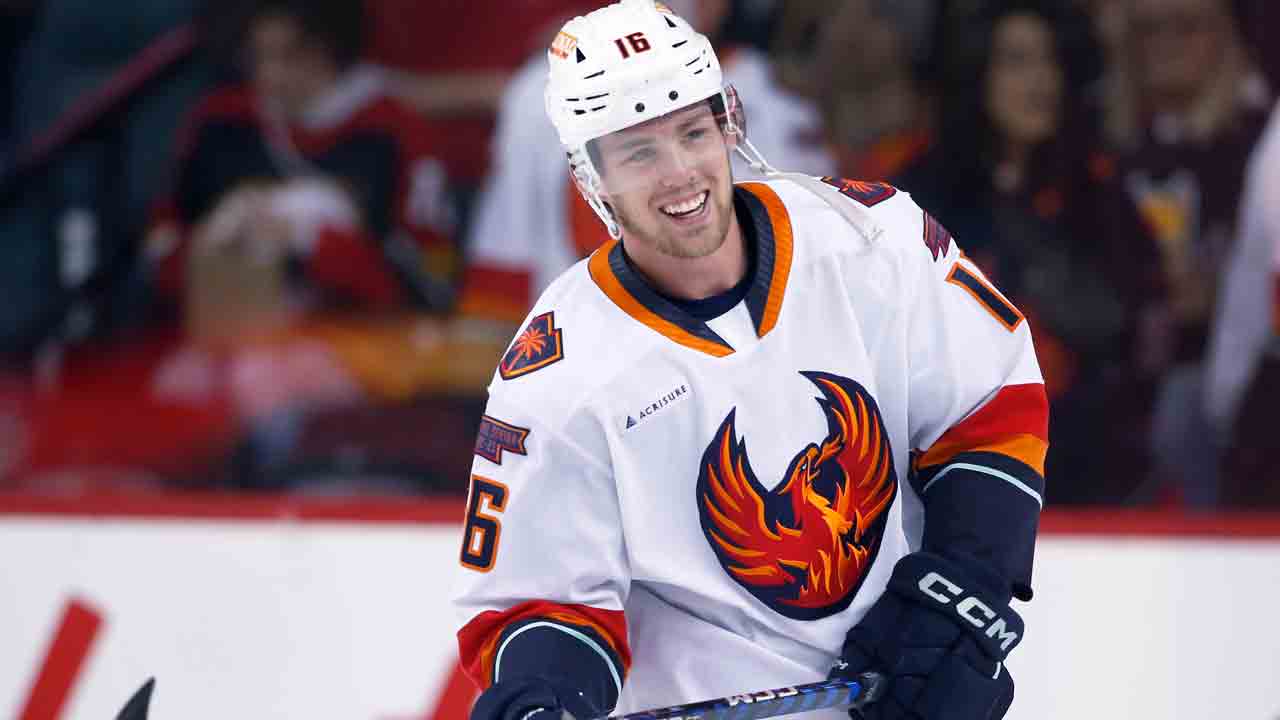 Stars sign forward Kole Lind to one-year, two-way contract - Sportsnet.ca