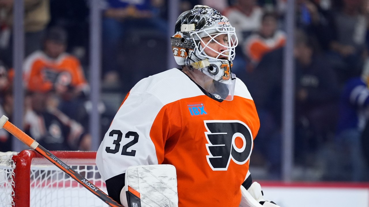 Buffalo Sabres sign Felix Sandstrom to a one-year, two-way contract ...