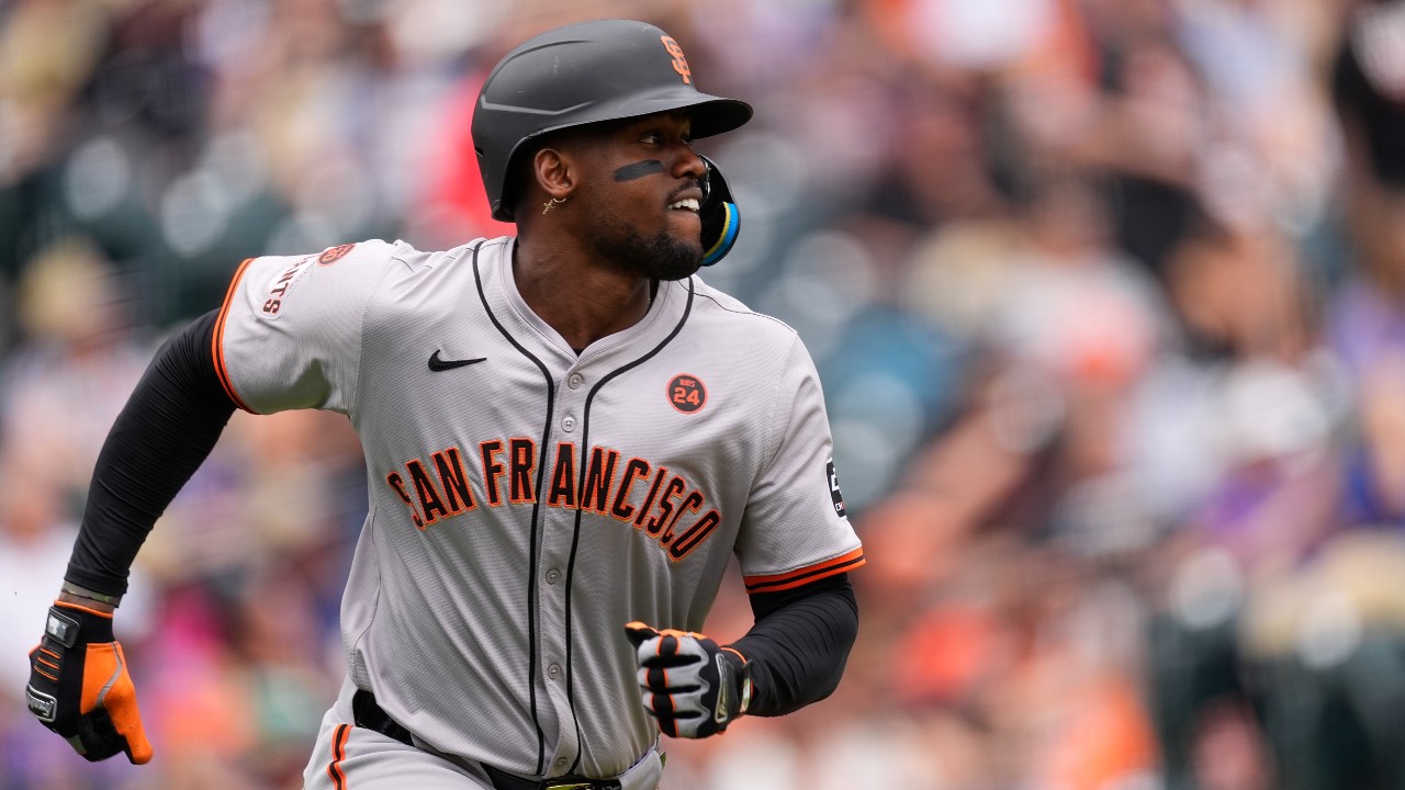MLB Roundup: Soler hits longest HR of MLB season as Giants beat Rockies ...