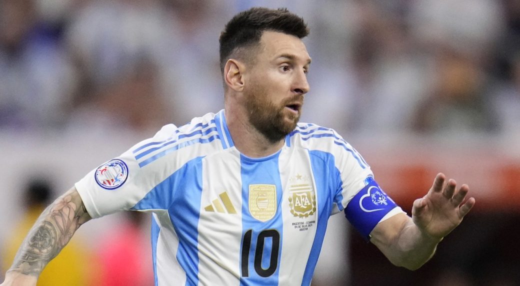 Messi back on Argentina's squad for World Cup qualifiers