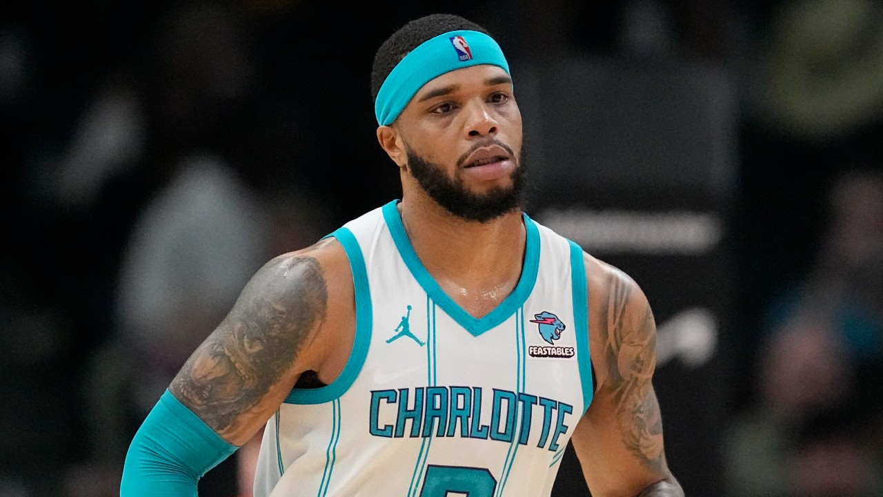 AP Source: Hornets, Miles Bridges agree on a three-year contract ...