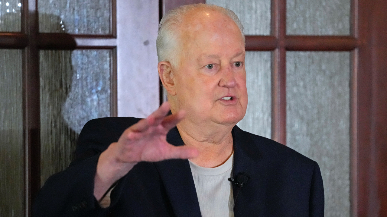Magic co-founder Pat Williams, who helped bring team to Orlando, dies ...