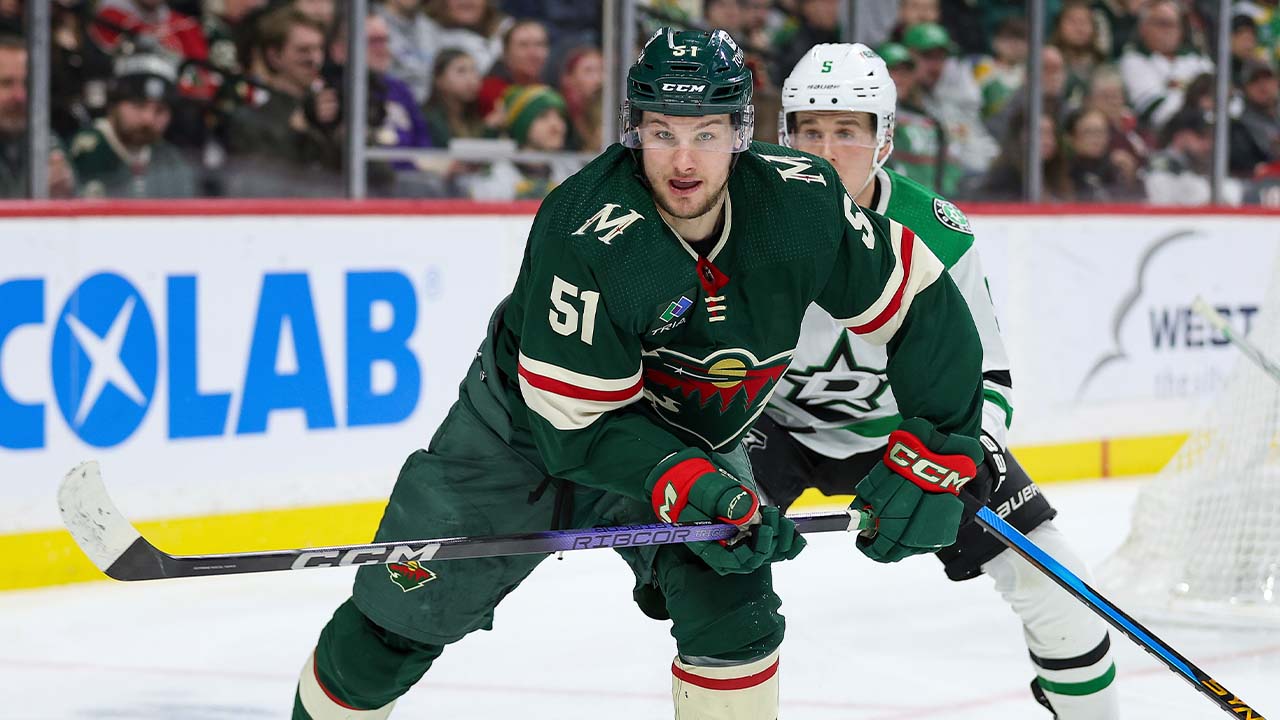 Wild ink Adam Raska to one-year deal - Sportsnet.ca