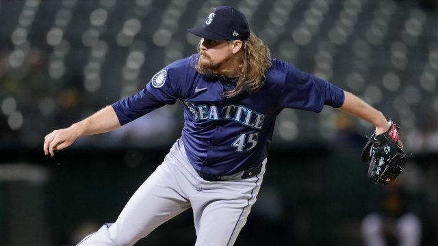 Report: Mariners trade reliever Ryne Stanek to Mets - Sportsnet.ca