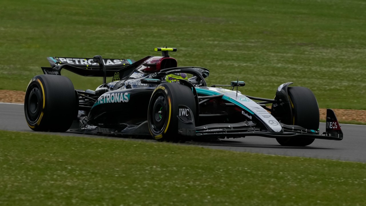 Lewis Hamilton wins ninth British GP for record-extending 104th victory ...