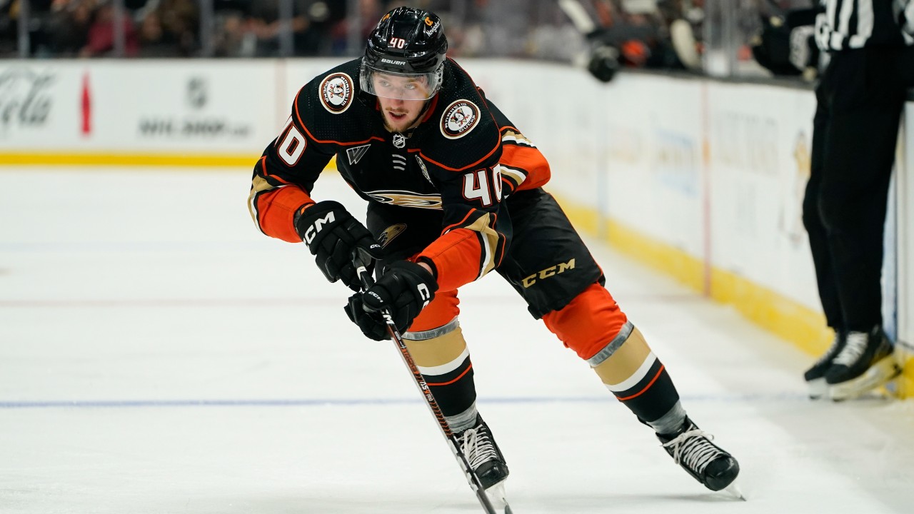 Ducks re-sign forward Pavol Regenda to one-year contract - Sportsnet.ca