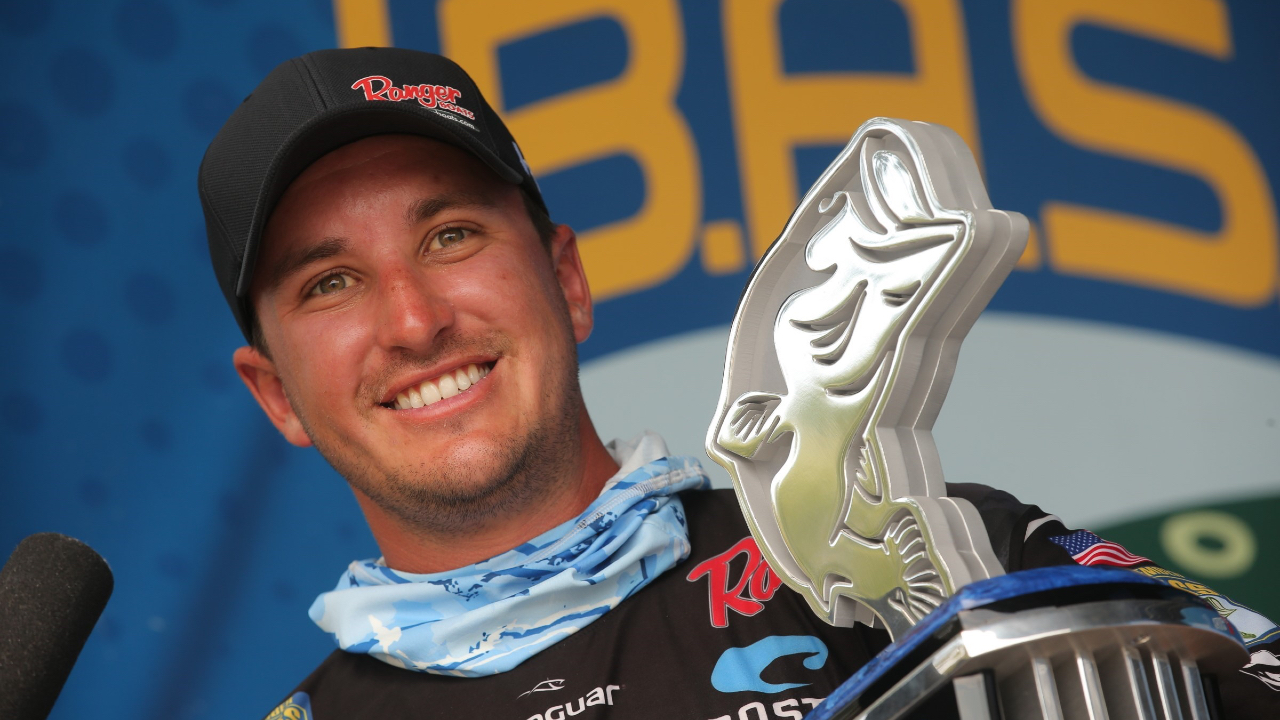 Chris Johnston becomes first Canadian to win Elite Series overall title ...
