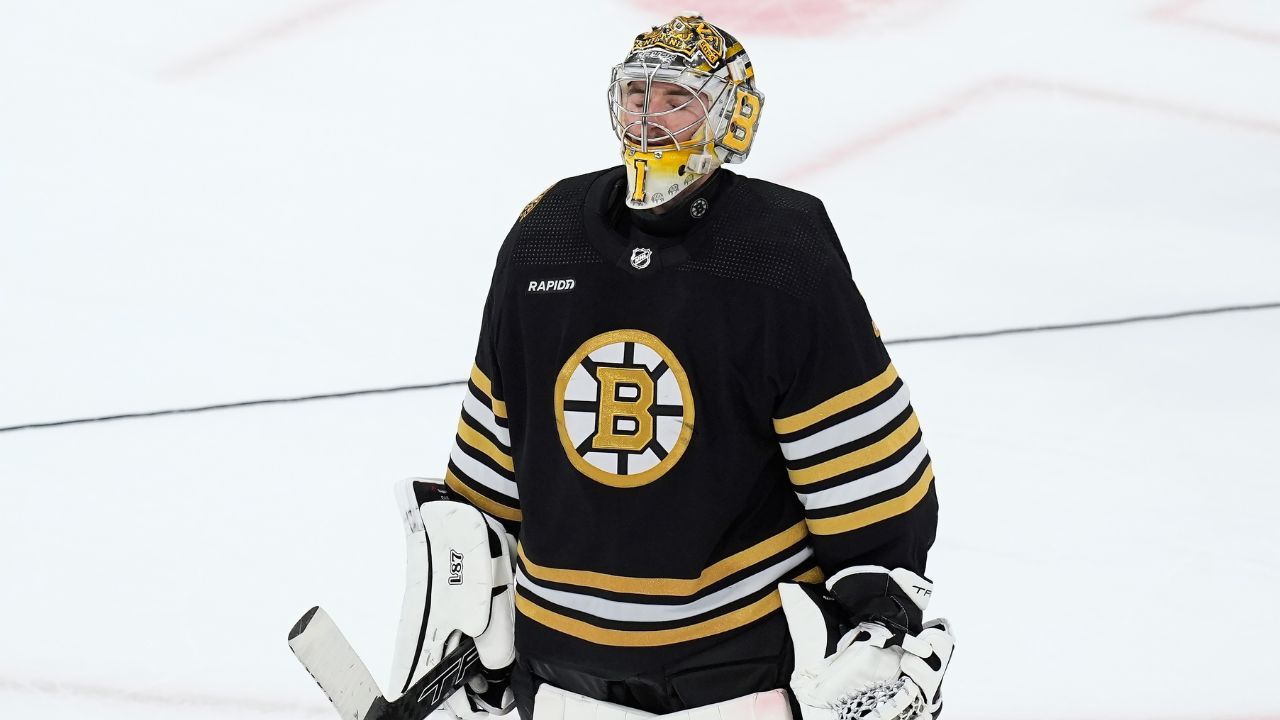 Bruins RFA Jeremy Swayman has 'a lot of confidence' on reaching new ...