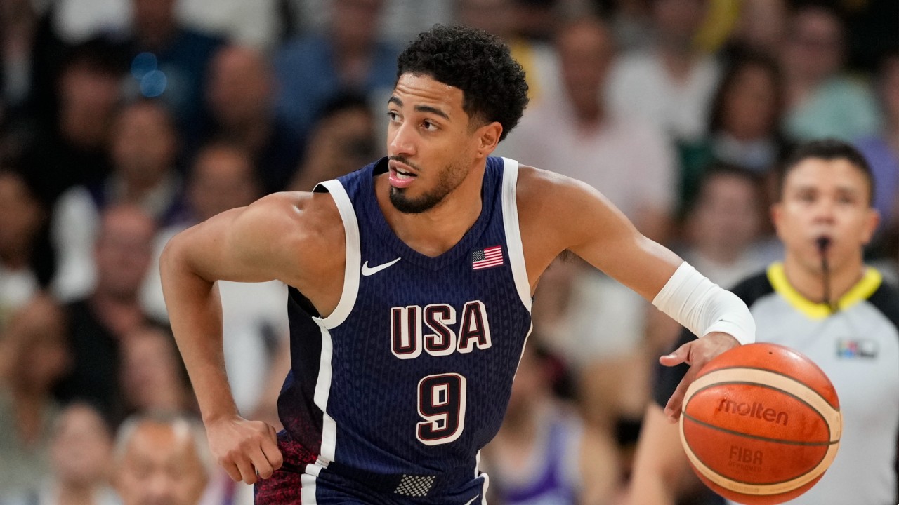 Pacers' Haliburton shares funny photo after U.S. gold medal win ...