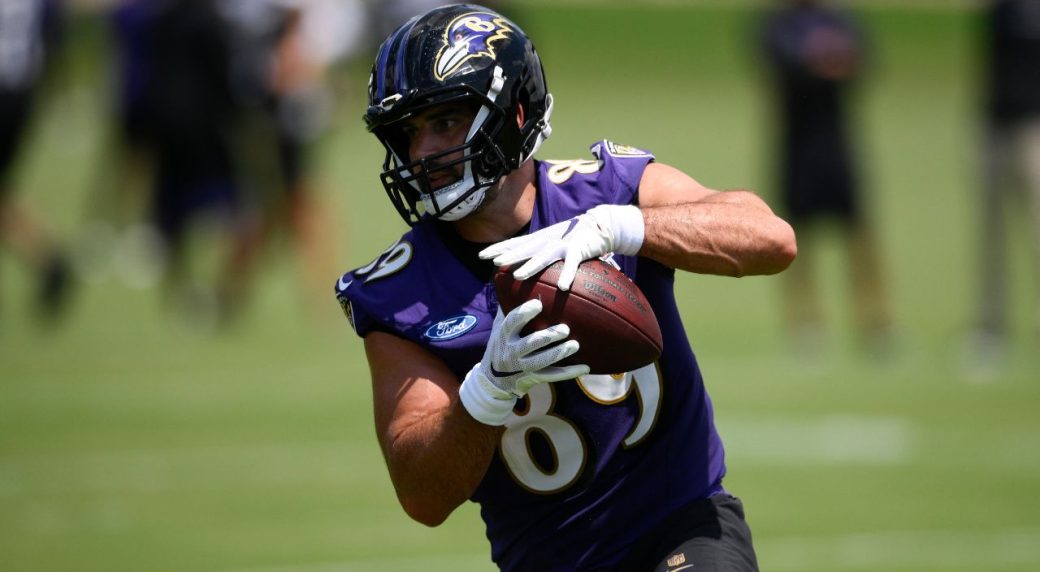 Ravens TE Mark Andrews with no apparent injuries after car accident