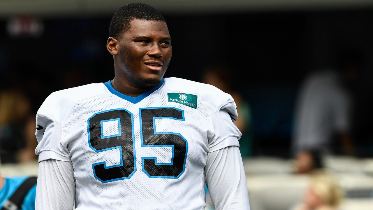 Report: Panthers DE Derrick Brown to have knee surgery, could miss ...