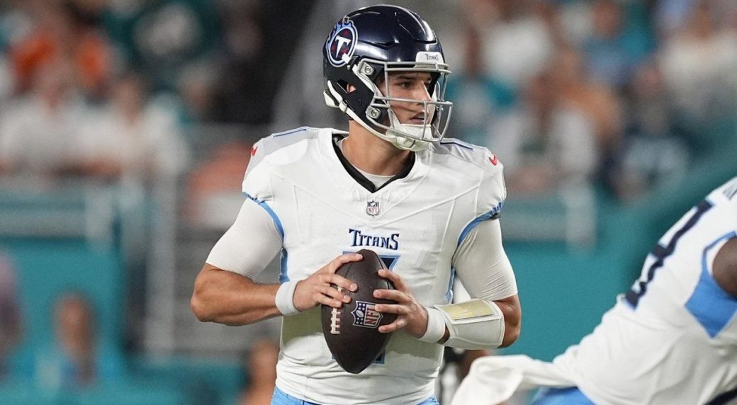 Rudolph leads Titans to first win of season after Levis is injured