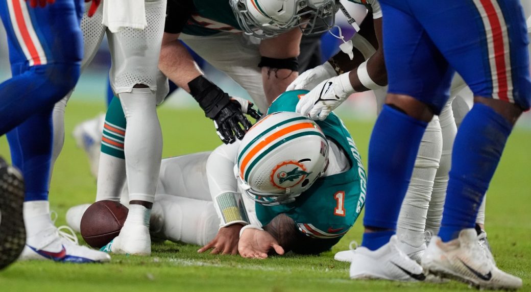 Dolphins QB Tua Tagovailoa sustains concussion vs. Bills