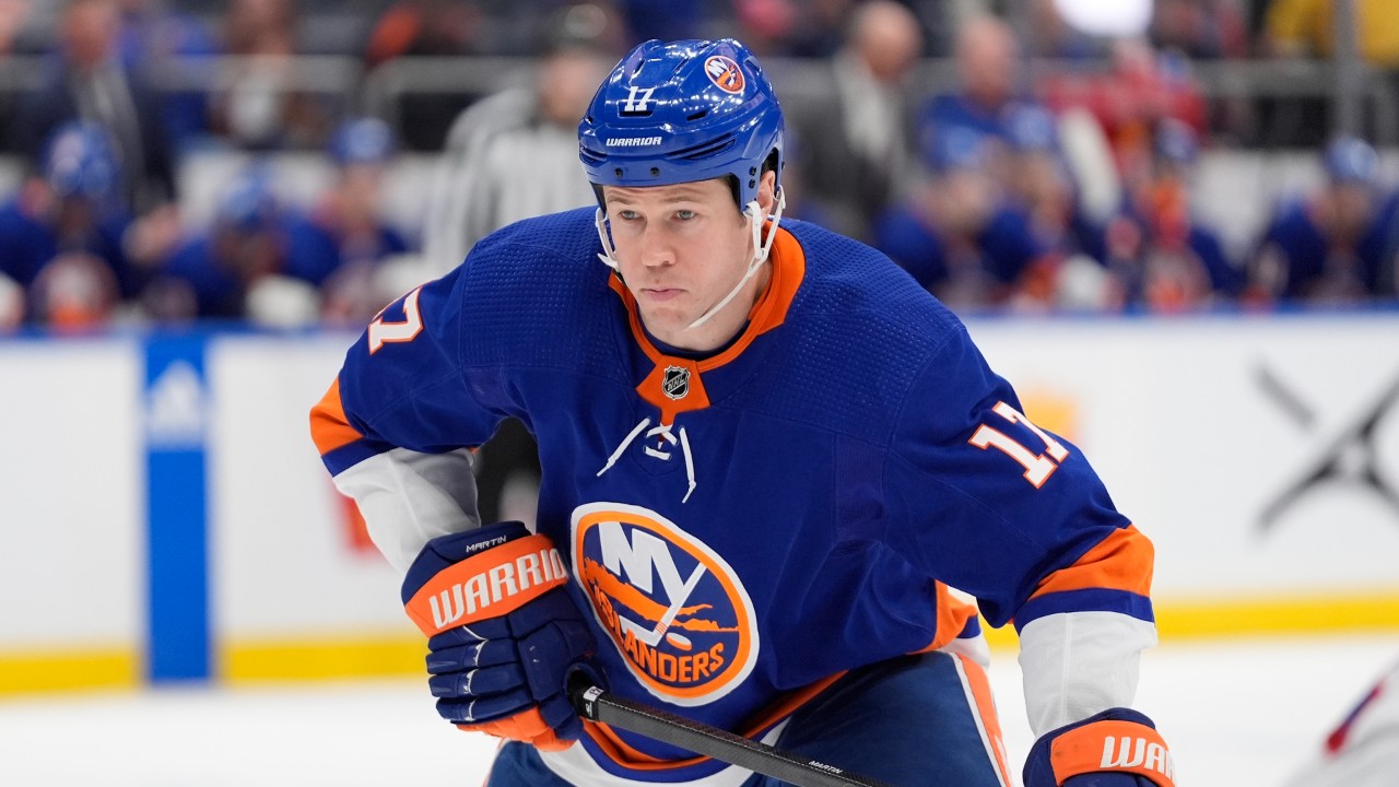 Matt Martin returning to Islanders on professional tryout - Sportsnet.ca