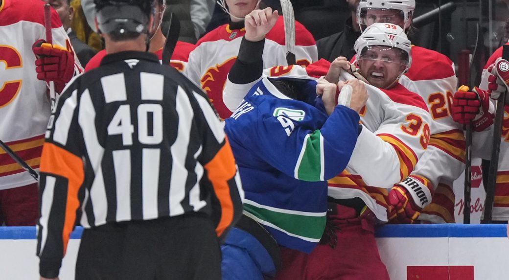 Anthony Mantha has Gordie Howe hat trick in Flames debut