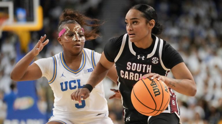 No. 1 South Carolina women stunned by UCLA, ending Gamecocks' 43-game ...